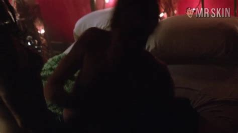 Man Seeking Woman Nude Scenes Naked Pics And Videos At Mr Skin