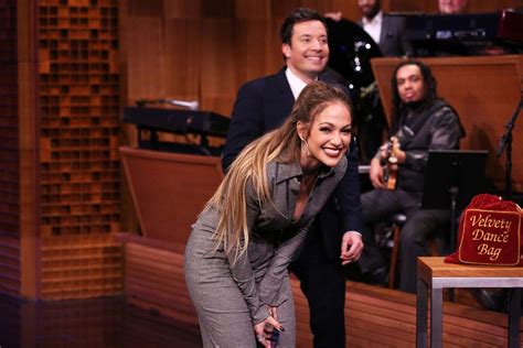 Jennifer Lopez And Jimmy Fallon Dab In Dance Battle