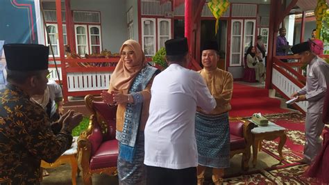 Silaturahmi Dengan Masyarakat Bupati Dan Wakil Bupati Sambas Gelar Open House Ppid Kabupaten
