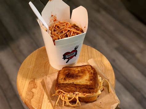 Eminems Moms Spaghetti Is Most Hyped Restaurant In Detroit But Is It