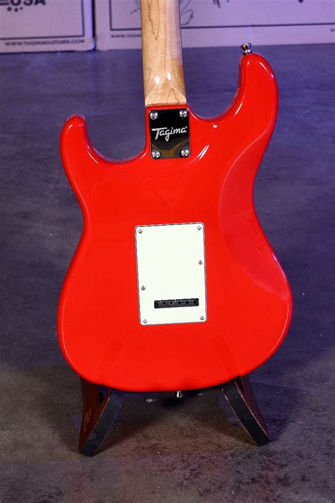 Guitars Signature Series