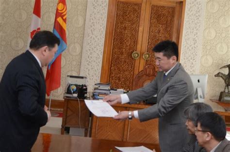 С Бямбацогт гишүүн хуулийн төсөл өргөн барив