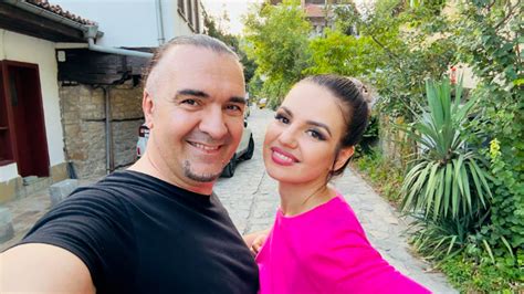 Екс барабанист на Слави омъжи дъщеря си Новини бг