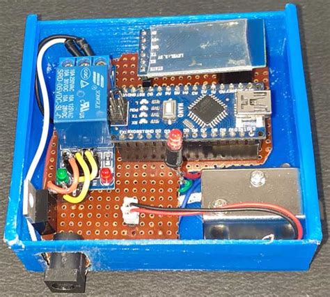 Fingerprint Door Lock System Using Arduino And Smart Phone