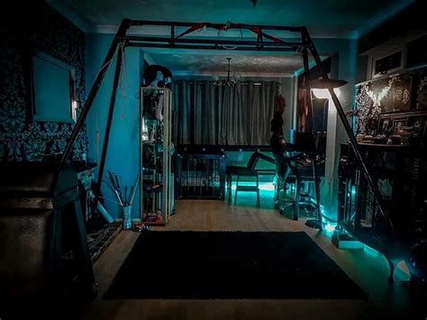 Airbnb For Sex Dungeons KinkBNB Finally Relaunched