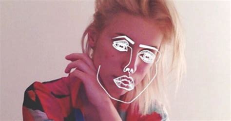 Warning Signs On Instagram Profiles Thrillist