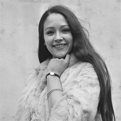 Olivia Hussey Images Olivia Hussey Passes Away Her Golden Globe Win