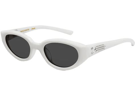 Gentle Monster Jennie Fish Tail Sunglasses Whitegray W2 In Acetate