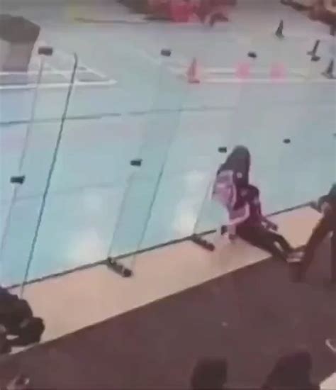 Trying To Exit Vim R Linuxmemes