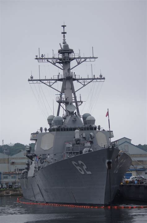 United States Navy Uss Fitzgerald Ddg 62 Arleigh Burke C Flickr