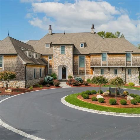 Saquon Barkleys 39 Million Stunning Home In Malvern Pennsylvania