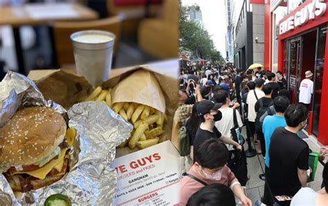 파이브가이즈 버거 10만원에 팔아요…뜨거운 인기에 오픈 당일 리셀글 등장