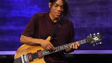 Jazz Guitarist Stanley Jordan Shares His Guitar Secrets