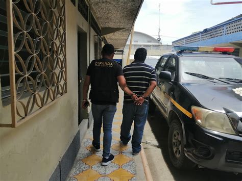 Policía Nacional Civil De Guatemala Capturados Por Extorsión Y Violación
