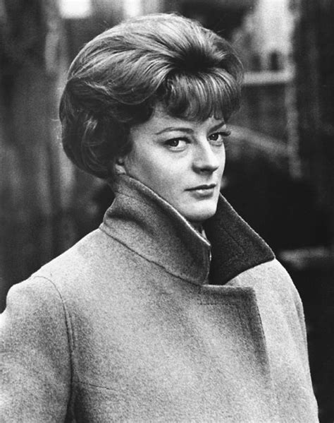 30 Of The Best Portraits Of A Young And Beautiful Maggie Smith