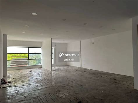 Saradise Commercial Lyra Chin Nextsix