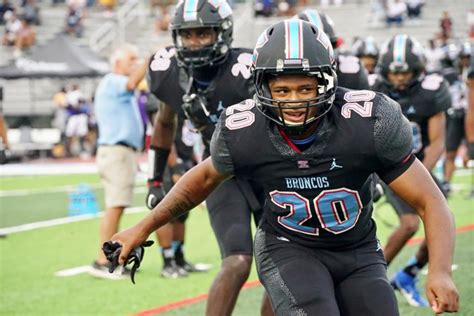 Zachary High Football Defeats St Augustine Zachary