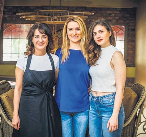 Kırgın Çiçeklerin Kaderi Bakın Kim çıktı Hepimiz Yakından Tanıyoruz