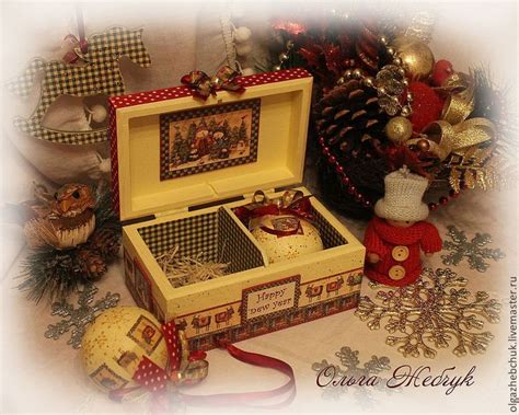 Набор ёлочных игрушек в шкатулкеВесёлые снеговички в интернет магазине на Ярмарке Мастеров