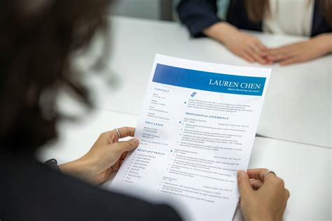how to extract data from resumes using gpt parser