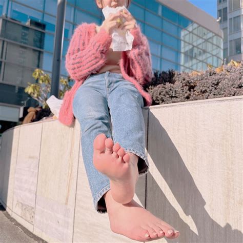 Sniff Them 👣 R Asianfeet2