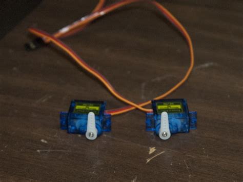 Wiring The L NC Adding Servos The N Scaler