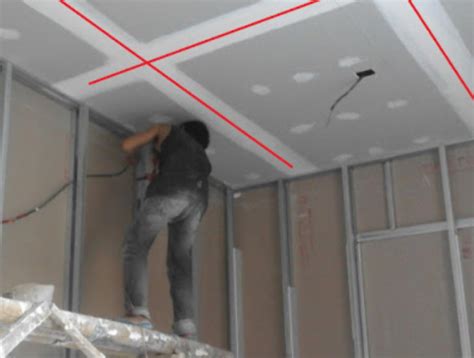 Bagaimana Cara Menutup Sambungan Gypsum