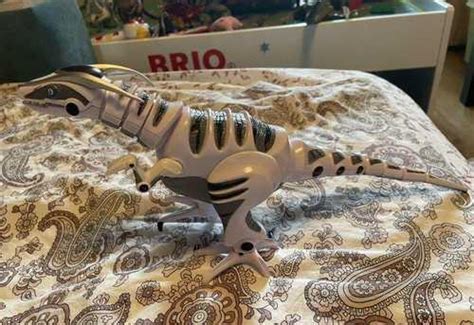 Робот Wowwee Mini Roboraptor купить Личные вещи Festimaru