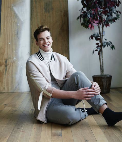 About — Noah Estep Actor Singer Mover