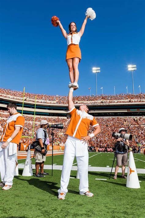 Cheerleaders College Cheerleading Cheerleading Uniforms Cheer Stunts
