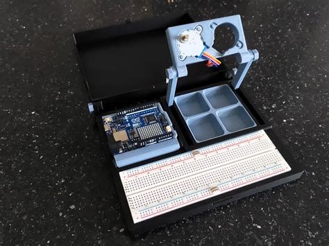 模块化arduino Uno面包板支架 工作站 来自 Djl 3designsmakerworld：免费下载 3d 模型