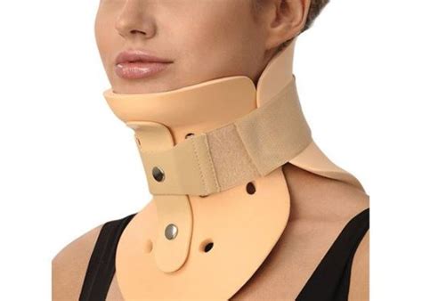 Как выбрать шейный бандаж воротник Шанца для взрослых и детей