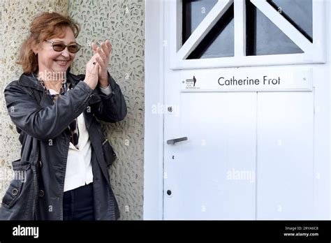 Catherine Castel Hi Res Stock Photography And Images Alamy