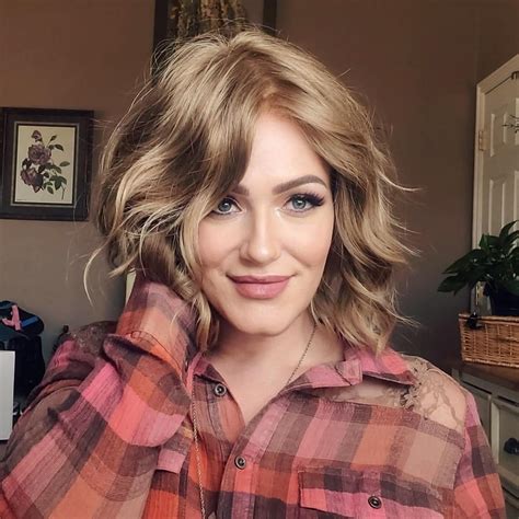 25 Shag Haircuts For Thick Hair Youve Got To See Belletag