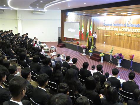 မြန်မာ့သတင်းအချက်အလက်နည်းပညာတက္ကသိုလ် ၂၀၂၃ ၂၀၂၄ ပညာသင်နှစ် မောင်မယ်သစ်လ