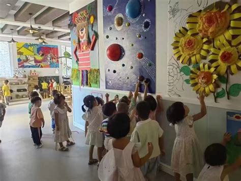 铜仁市第十八幼儿园举行揭牌仪式塘龙社区居民