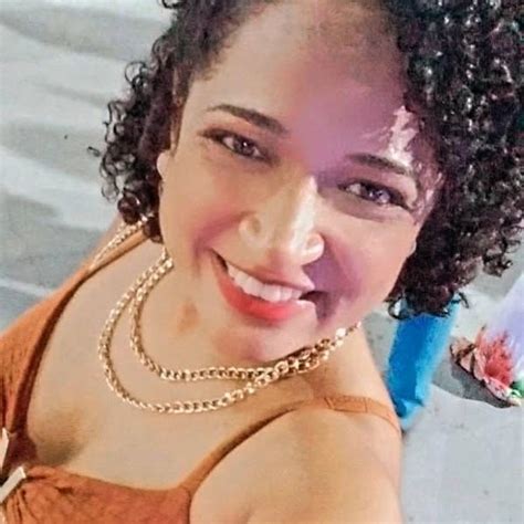 Paloma Lisboa Paloma Lisboa Threads Say More