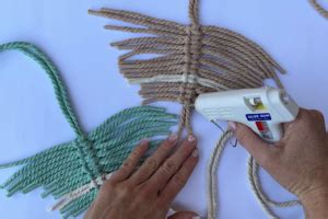 How To Make Macrame Feathers My Mum The Dreamer