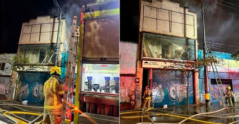 Incendio Afectó Unas Bodegas De Madera En El Centro De Medellín