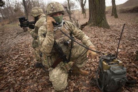 Українські морпіхи підірвали склад палива окупантів на Луганщині відео Новости Section Ukr Net