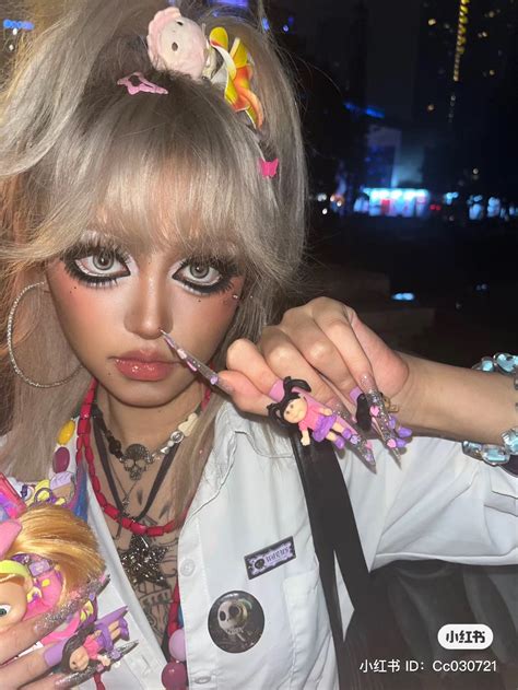 Pin By Gumi On Gyaru💫 Gyaru Makeup Gyaru Gyaru Hair