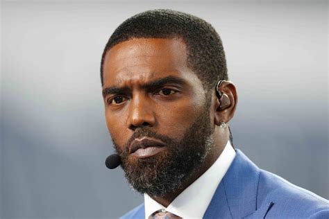 Espns Randy Moss Taking Leave For Health Reasons