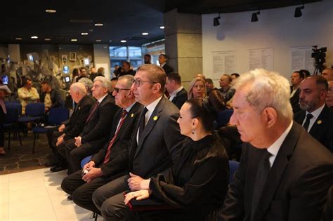 Hristijan Денес стоиме со почит тага и надеж сеќавајќи се на жртвите од Втората светска