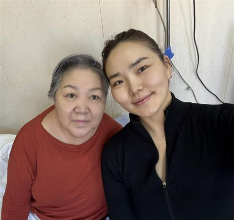 Anna Постны эзэн Хаврын тэргүүн сарын шинийн 15 ны бэлгэт сайн өдрийн мэндийг хүргэе 🌕 Учрах