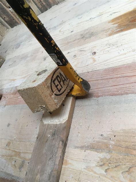How To Disassemble A Pallet Efficiently 8 Steps With Pictures