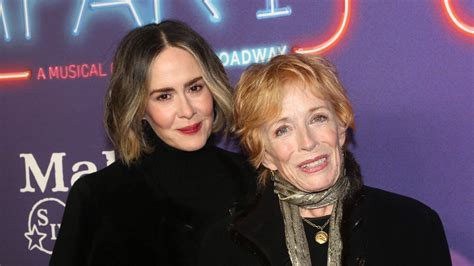 Sarah Paulson And Holland Taylor Are Style Opposites As They Make Rare