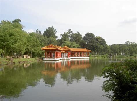 Top 3 Things To Do At Chinese Garden Singapore