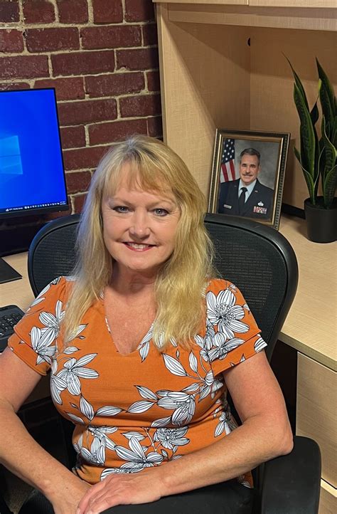 Donna Lipscomb The Records Management Program Administrator Within The