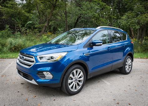 Review 2017 Ford Escape Titanium