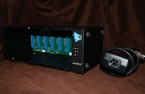 API 500 8b 5008b 8 Slot Lunchbox Reverb